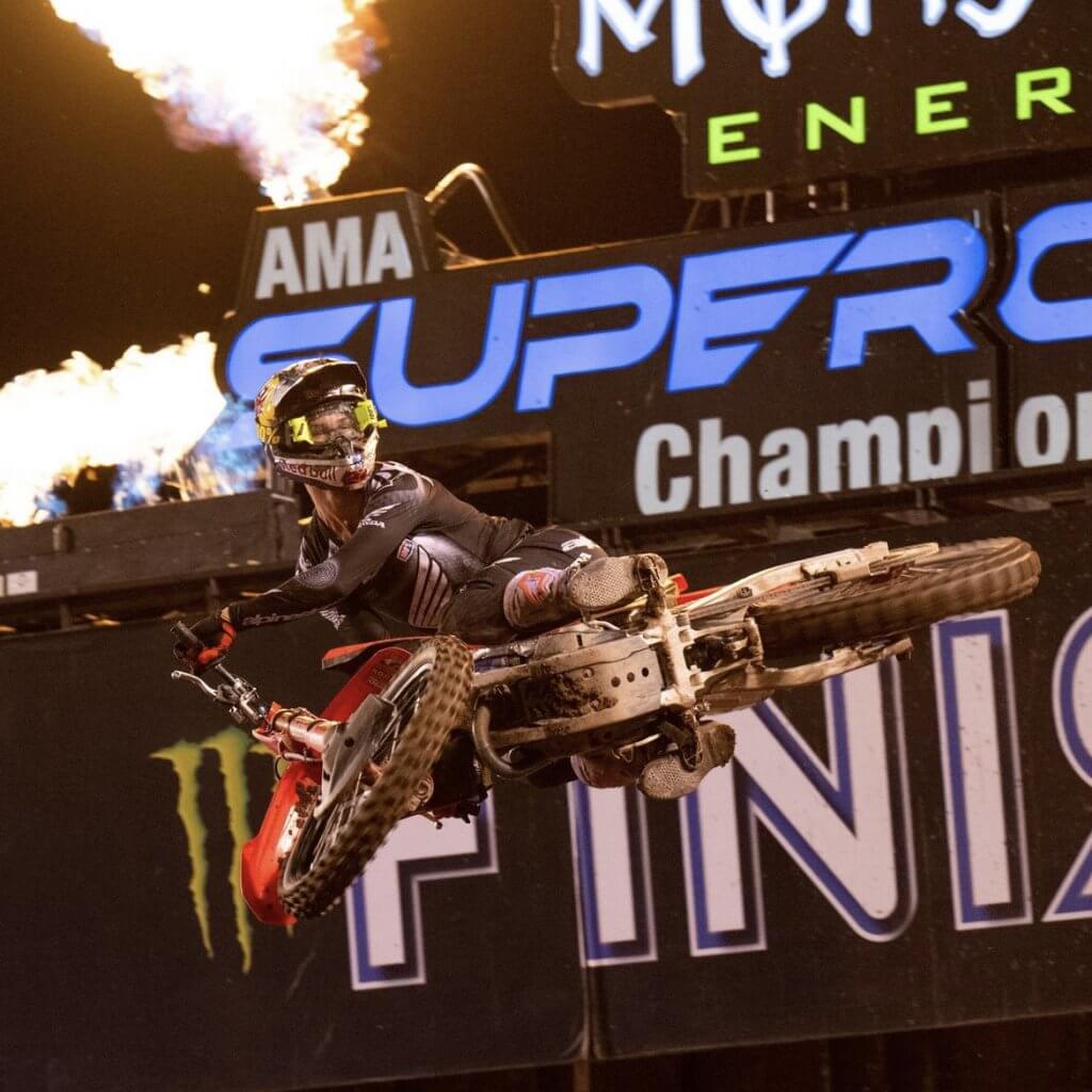 Dunlop Riders Swept All 3 Championships and Race Podiums | Dunlop ...